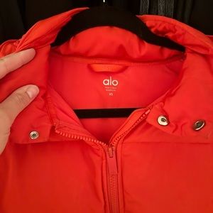 ALO Yoga | Jackets & Coats | Alo Yoga Introspective Quilted Puffer ...